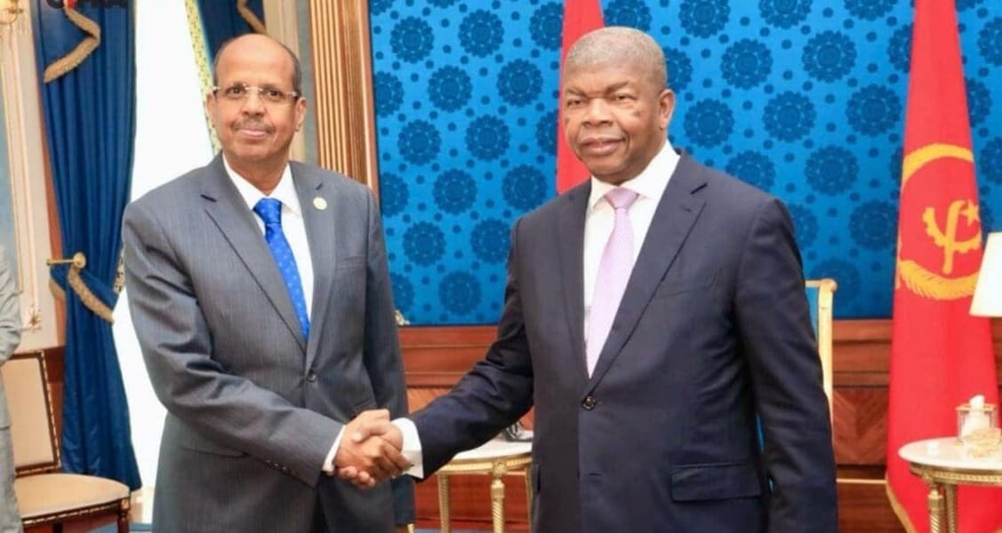 New AU Commission Chief meets outgoing President Lourenço in Angola ...