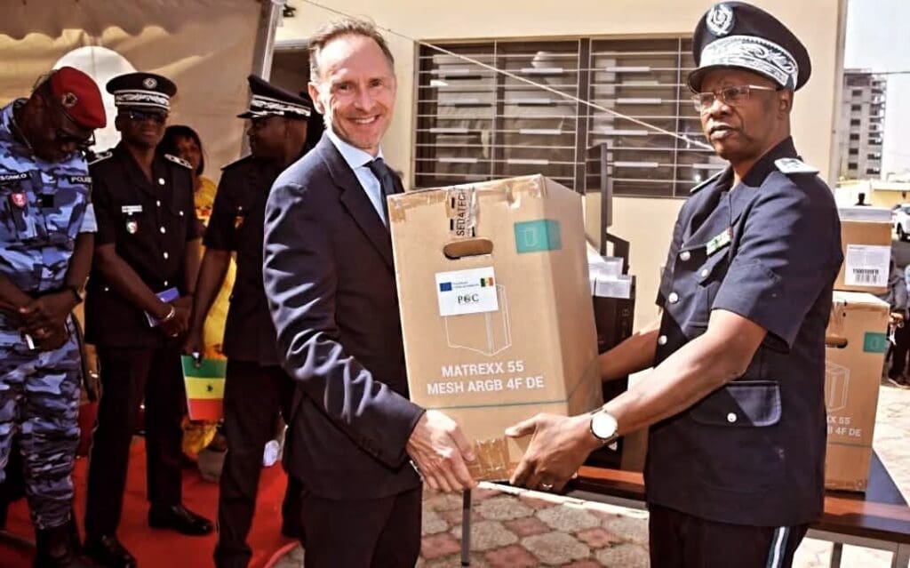EU provides Senegalese police with anti-fraud equipment | APAnews ...