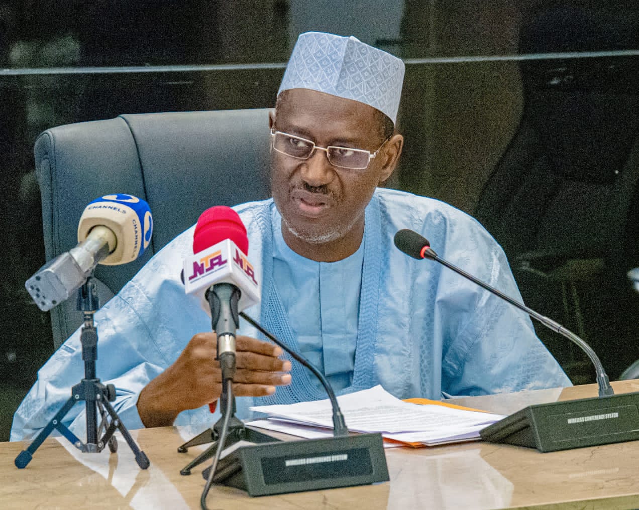 Nigerian Govt unveils 14-man team to tackle building collapse | APAnews ...