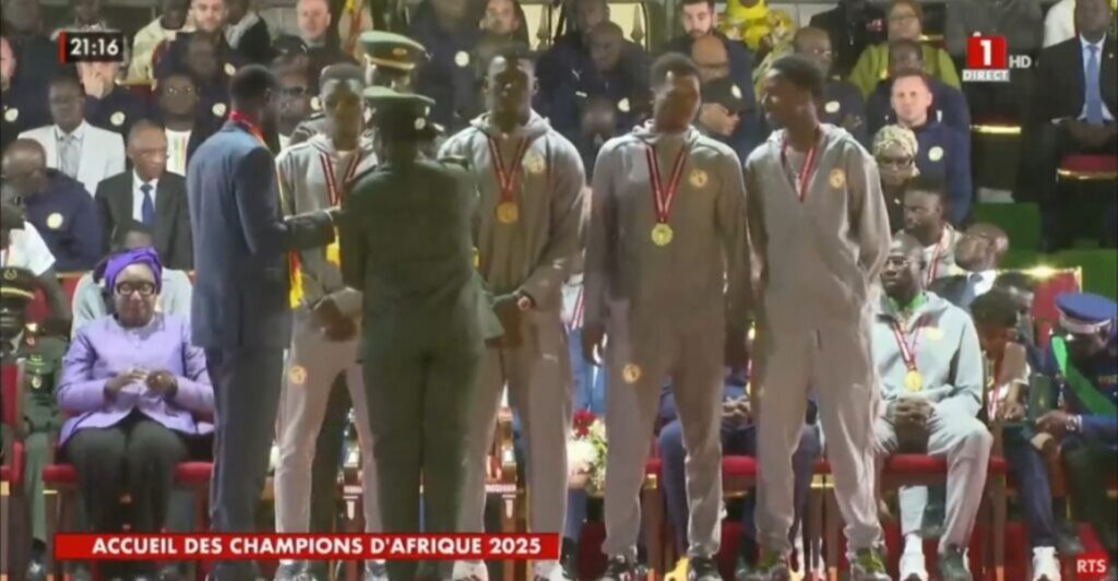 Senegal’s AfCON heroes gifted CFA75m and land by President Faye ...