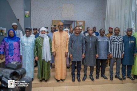 AES draws red lines in diplomacy with Ecowas | APAnews - African Press ...